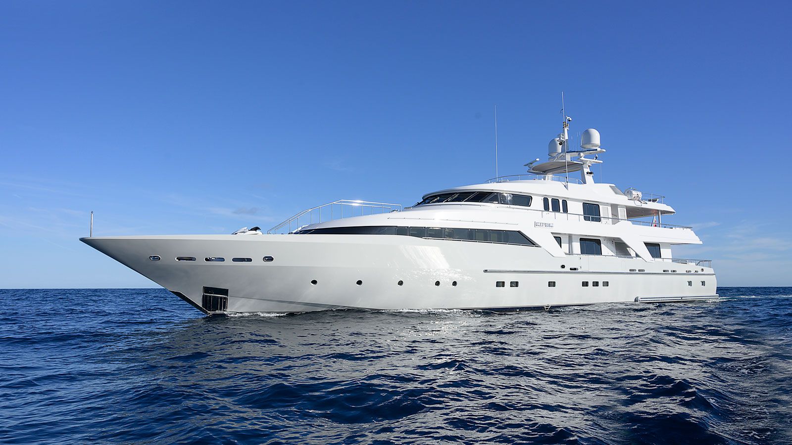 €1M price drop on Oceanco motor yacht Deep Blue II